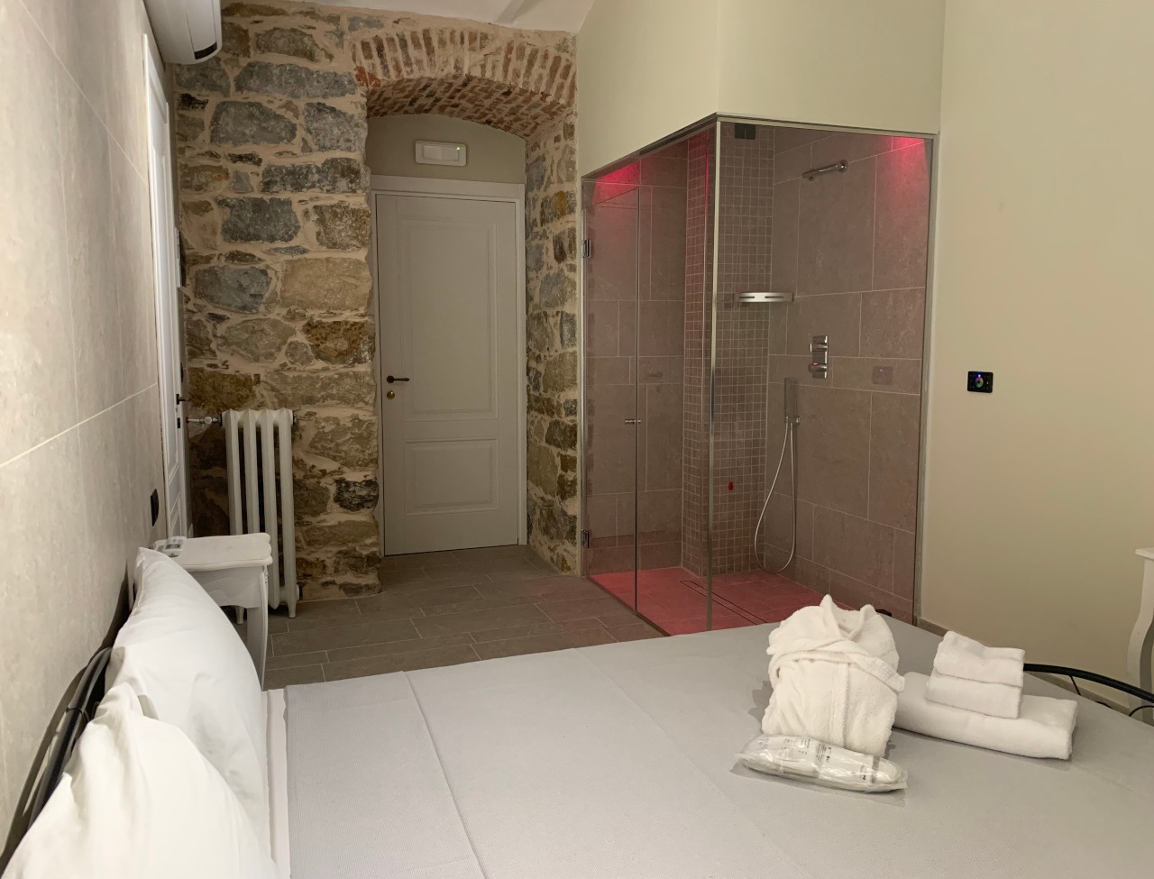 rooms with spa sanremo